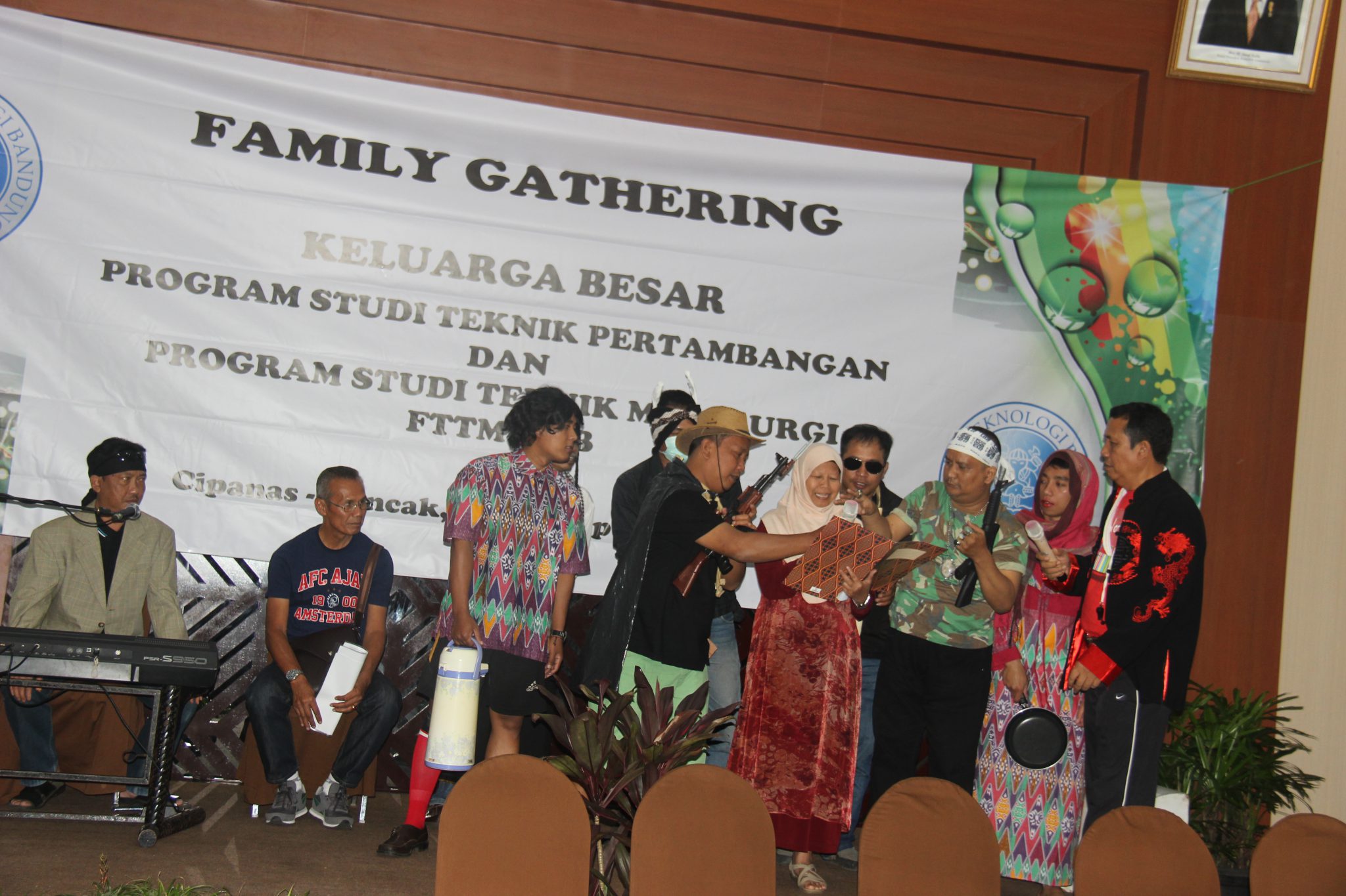 Family Gathering of Mining Engineering and Metallurgical Engineering ...